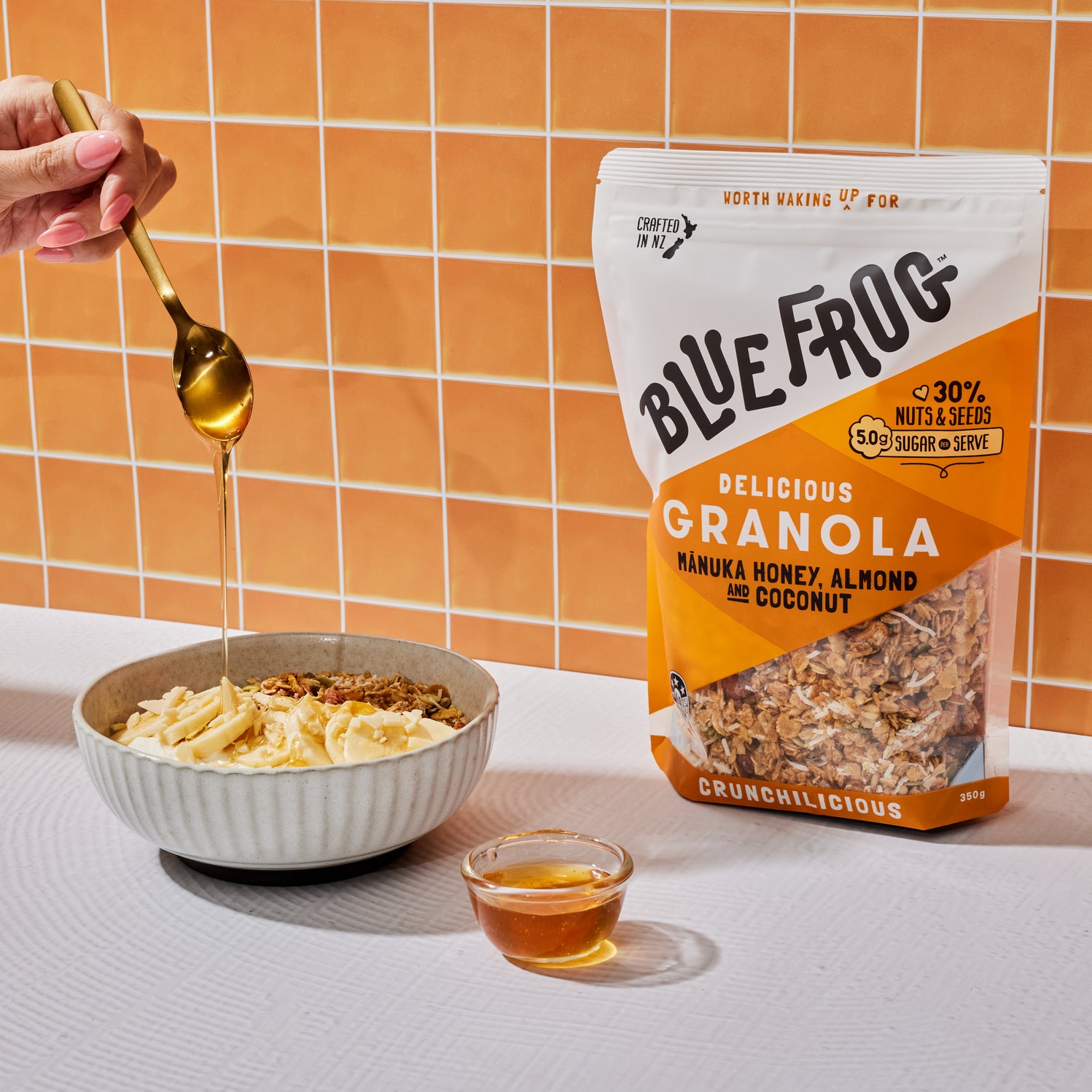 Manuka Honey, Almond & Coconut Granola